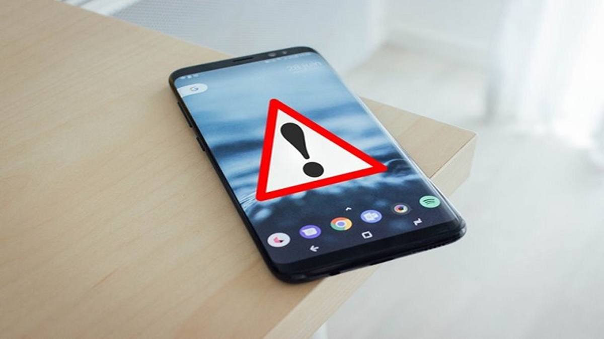 7 Penyebab dan 7 Ciri Kerusakan Pada Handphone yang Umum Terjadi